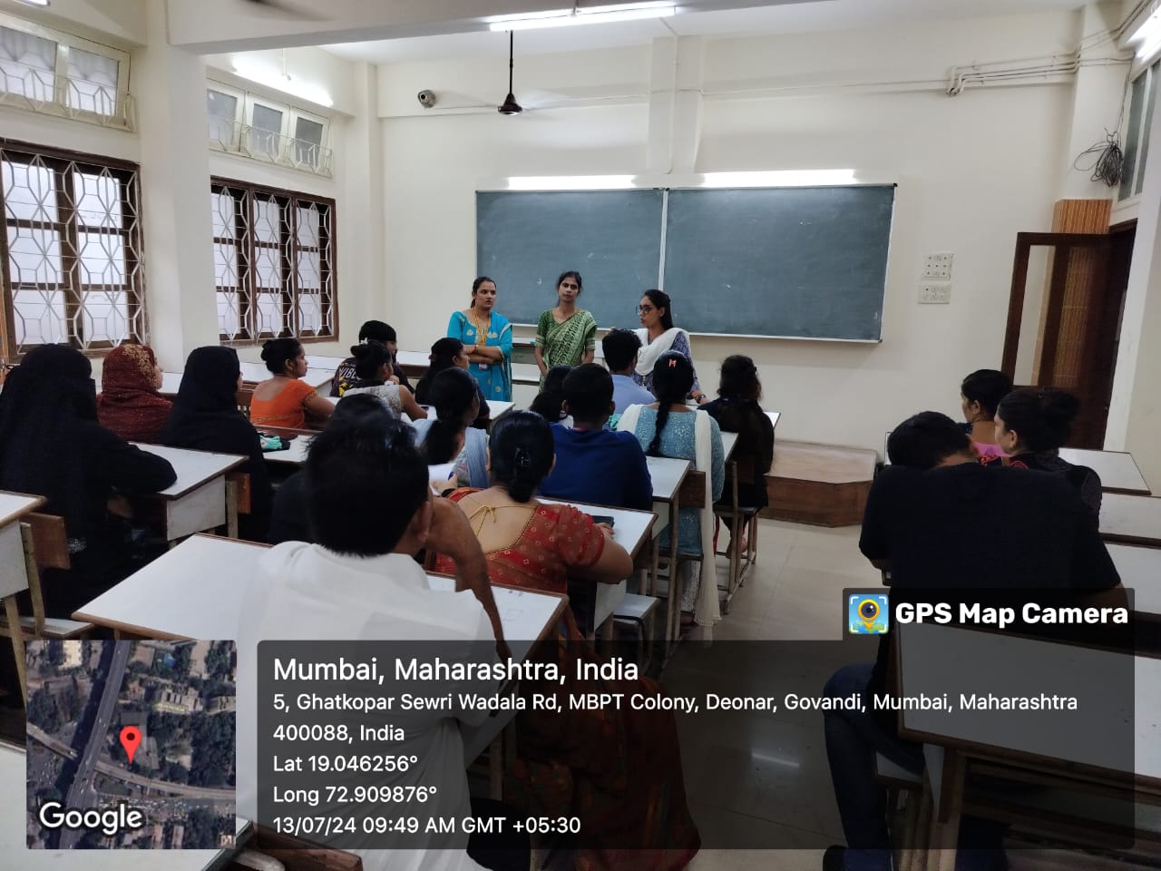 Parent-teacher meeting – Bhavna Trusts College